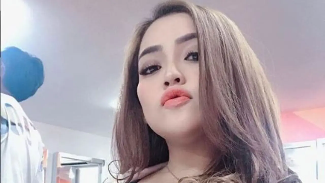 Clara Gopa Bocorkan Bakal Duet Bareng Abah Lala Di Single Gasik, Didukung Menteri Desa ...
