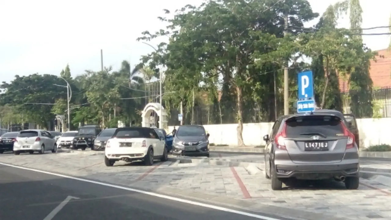 Kenali Juru Parkir hingga Karcis di Surabaya - Surabaya Liputan6.com