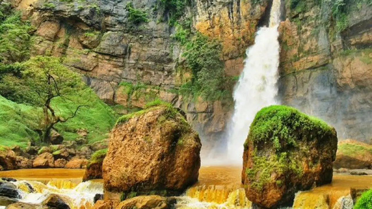 5 Air Terjun Super Cantik Ada di Satu Kawasan, Geopark Ciletuh ...