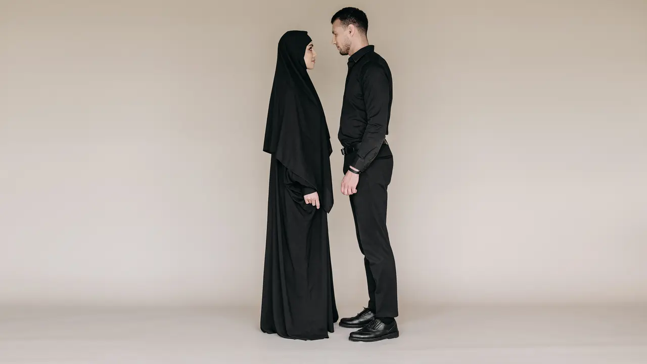 Ikhtilat Adalah Interaksi antara Laki-Laki dan Perempuan yang Bukan ...