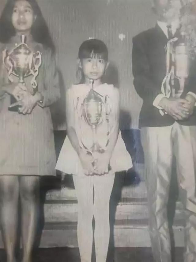 Dewi Yul adalah Penyanyi Lawas Keturunan Bangsawan, Simak Profil dan ...