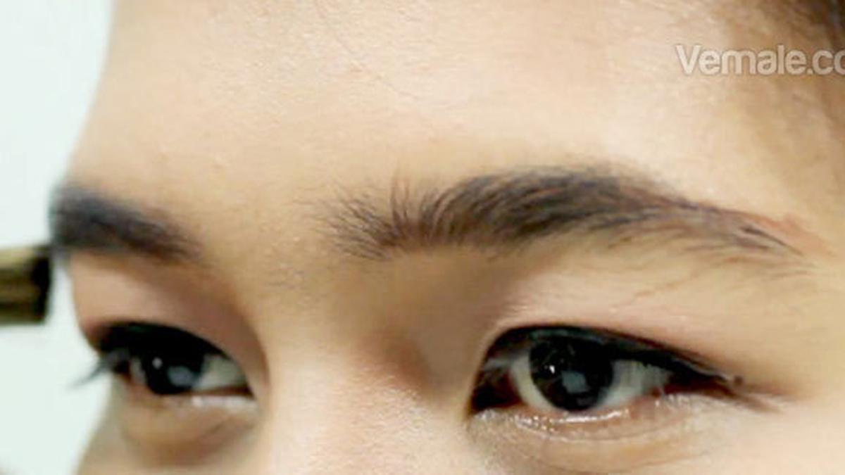 How to : Eyebrow Fair Skin Tone Thick Eyebrow - Lifestyle Fimela.com