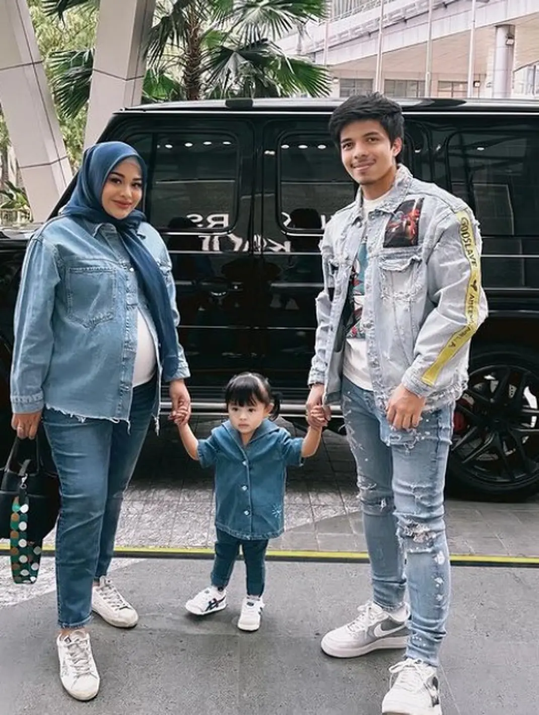 10 Potret Ameena, Putri Atta Halilintar dan Aurel dalam Berbagai Macam ...