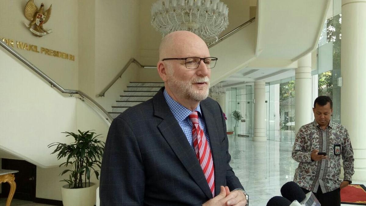 Kunjungi Wapres JK, Dubes Australia Bahas soal Keamanan Siber - Global ...