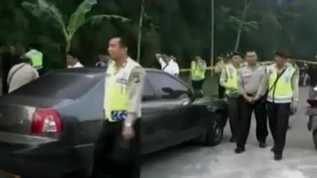 Rekonstruksi Pembunuhan Bermotif Cinta Segitiga Digelar - News Liputan6.com