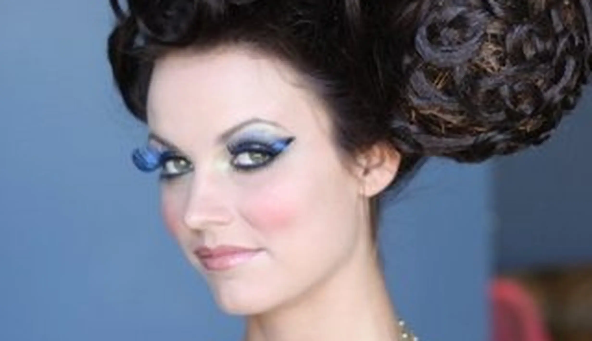 10 Model Rambut Aneh Ini Bikin Kamu Bengong dan Geleng-Geleng - Photo ...