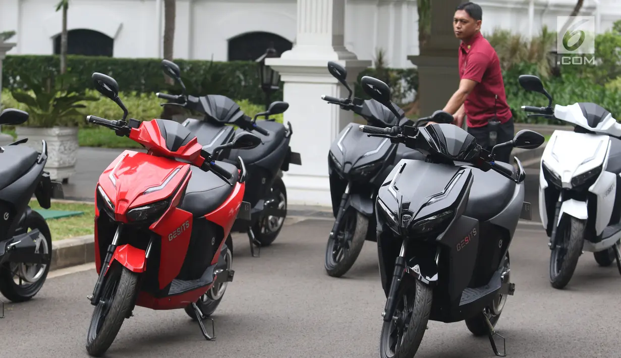 FOTO: Melihat Kerennya Motor Gesits yang Siap Diproduksi Massal - Foto ...