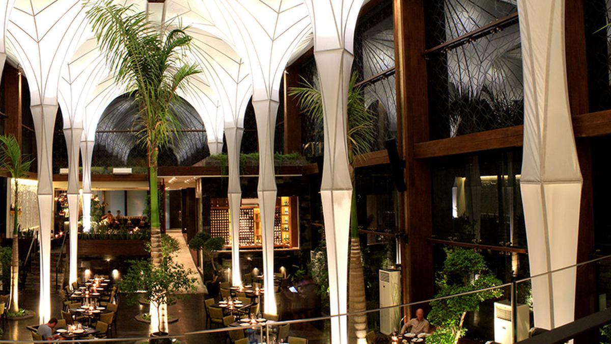 10 Restoran Indonesia Terfavorit
