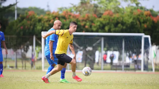 Pemain Persikabo 1973 Akhirnya Gocek Bola Lagi, Biar Sentuhan Tak ...