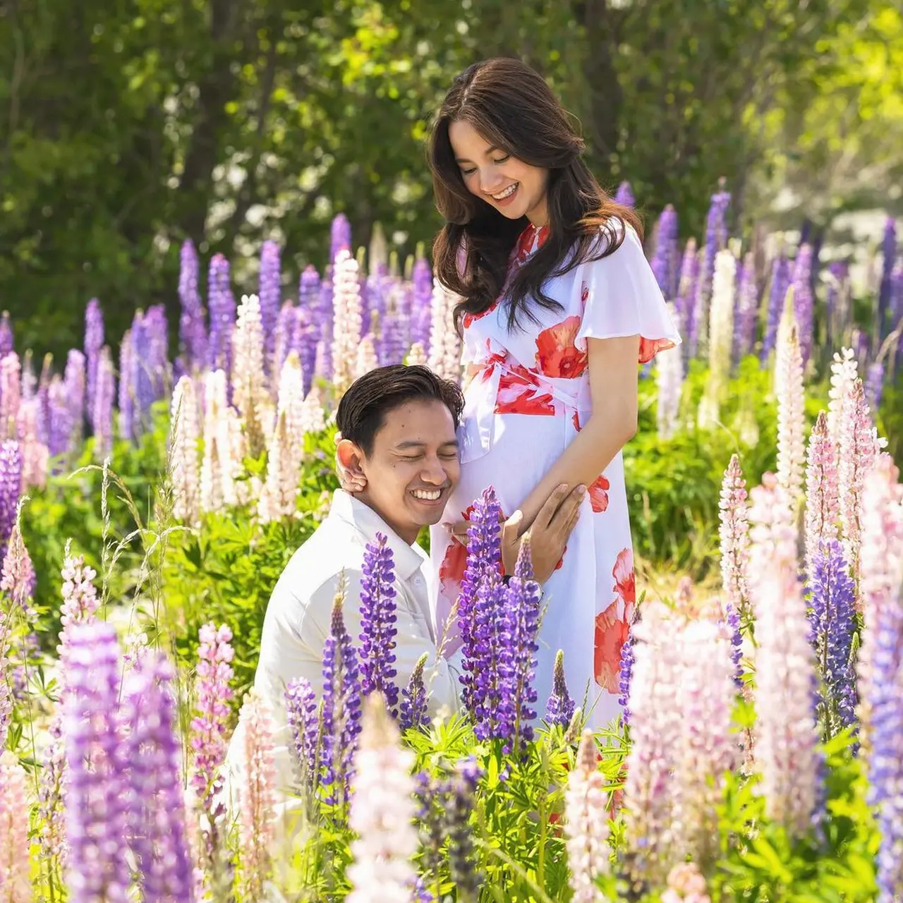7 Potret Sabrina Anggraini Istri Belva Devara Pamer Baby Bump, Masih ...