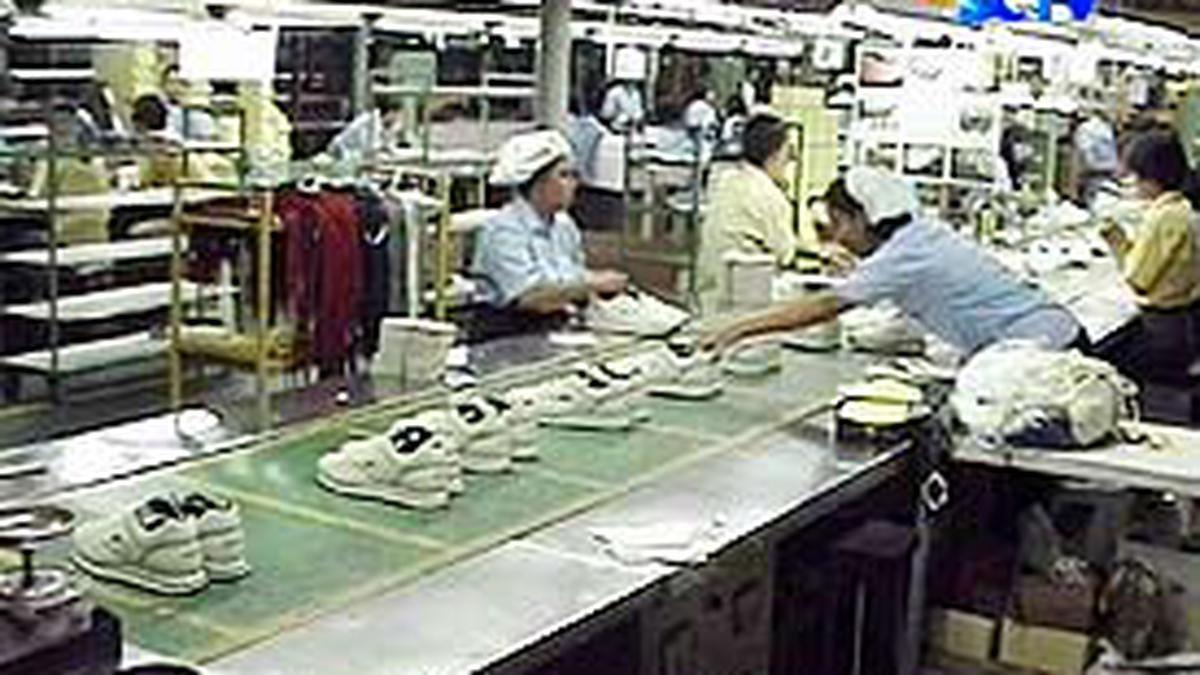 Industri Sepatu Nasional Kembali Bergairah