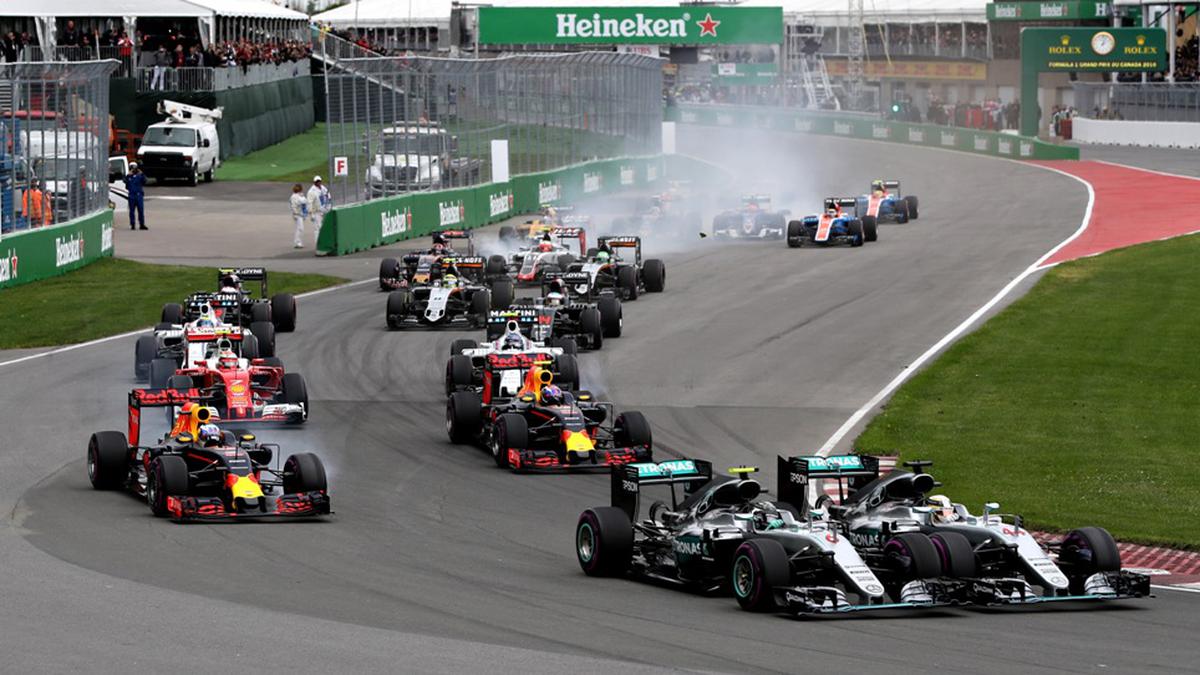 Rosberg Kecam Manuver Berbahaya Hamilton di F1 GP Kanada - Ragam Bola.com