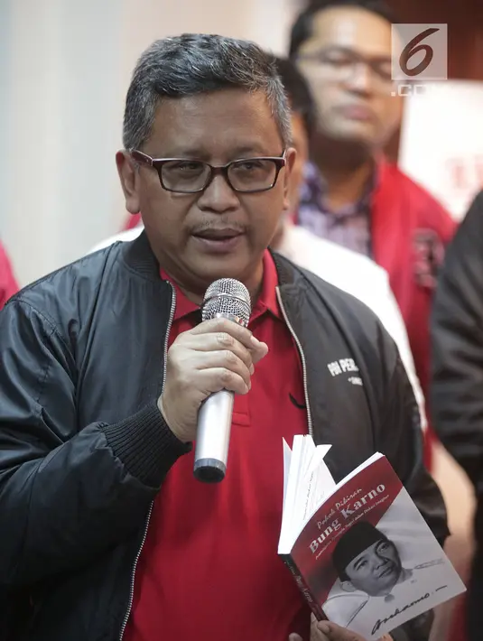 FOTO: PDIP Luncurkan Official Store Atribut - Foto Liputan6.com