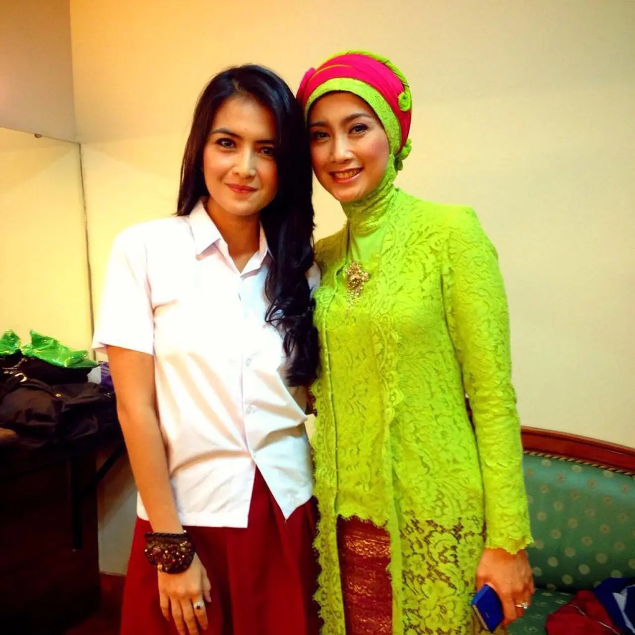 14 Tahun Vakum, Ini 6 Potret Lawas Kadek Devi di Awal Karier Bikin Pangling - Hot Liputan6.com