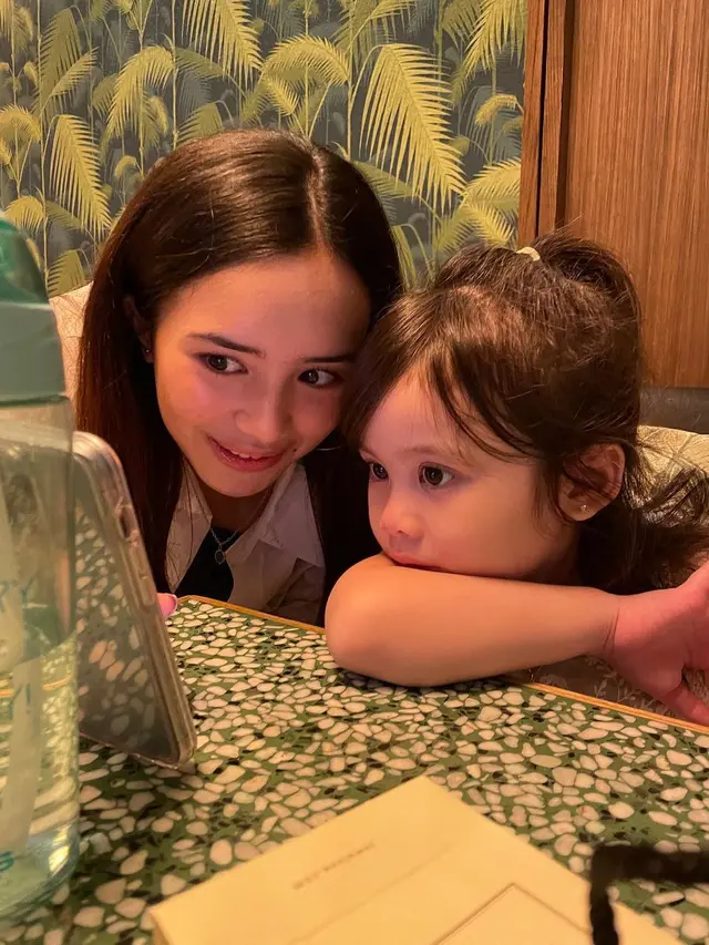 6 Potret Acha Septriasa dan Beby Tsabina Nongkrong Bareng Setelah 3 Tahun Tak Berjumpa, Bak ...