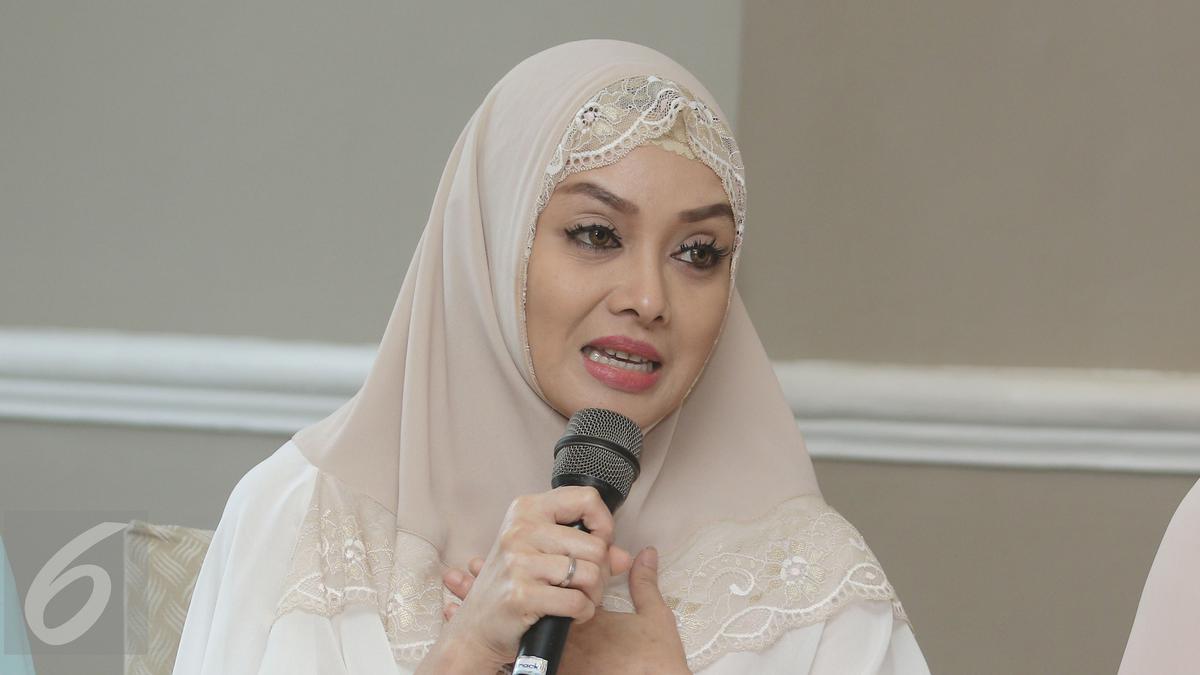 Putus Cinta, Terry Putri Batal Kawin - ShowBiz Liputan6.com