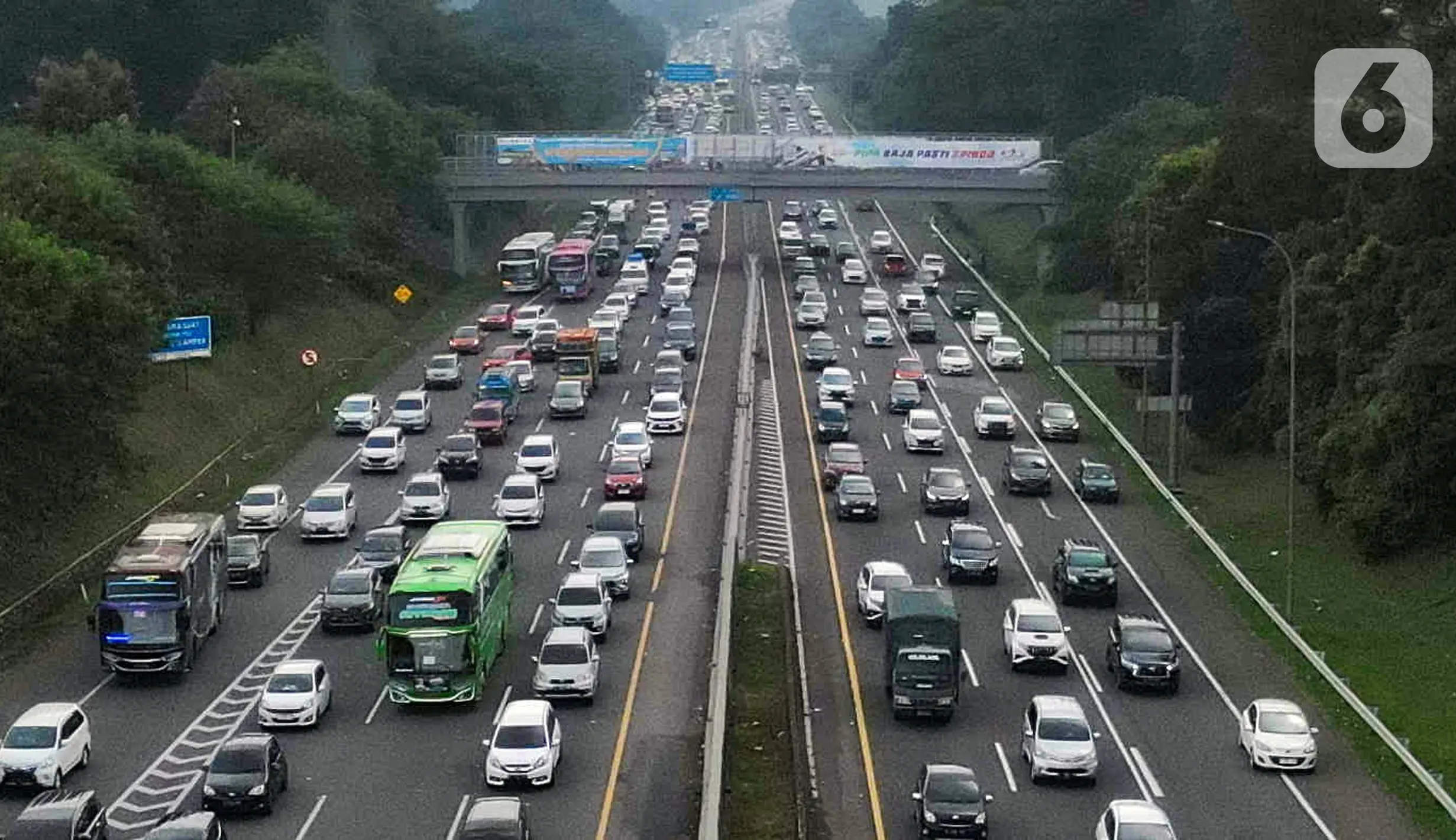 Penerapan One Way Tol Jakarta Cikampek Kembali Diberlakukan Hingga Gerbang Kalikangkung - Foto ...