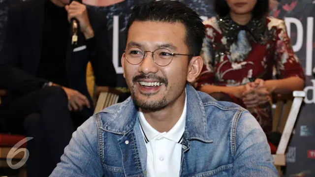 Baru Lahir, Senyum Anak Rio Dewanto Mampu Bikin Publik Kesengsem ...