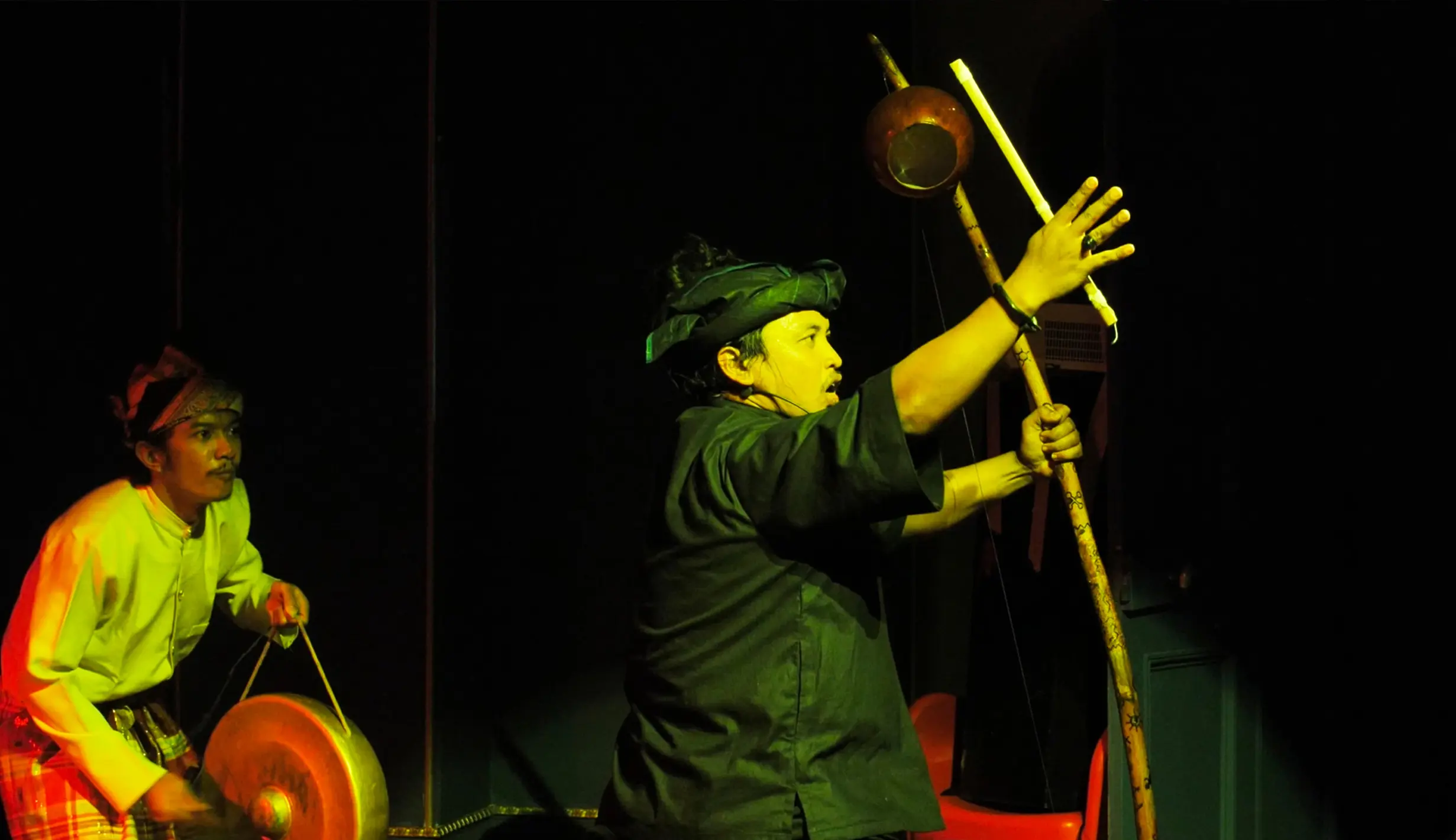 Melalui Seni, Kabata Tanrasula Merajut Sejarah dan Identitas di Cape ...