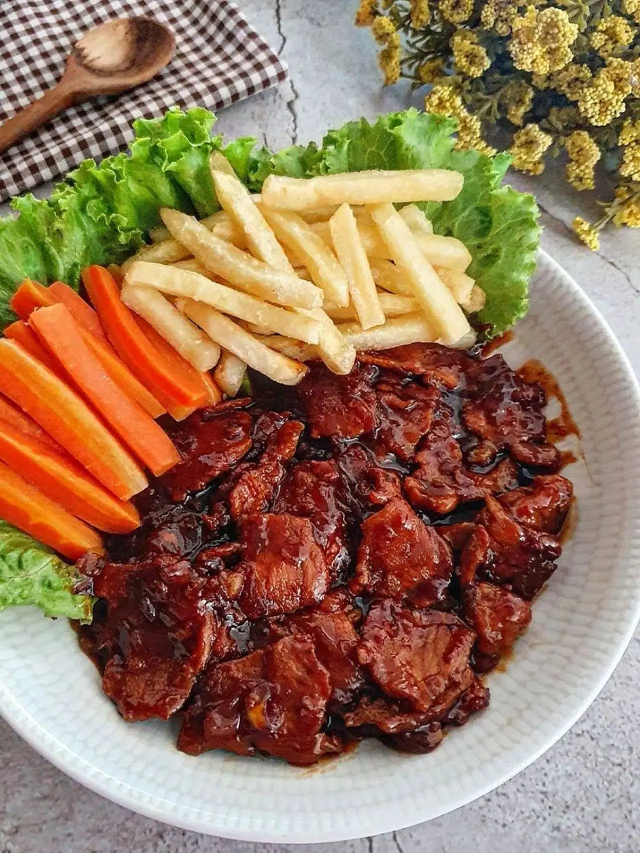 5 Resep Bistik Kambing yang Enak dan Gurih, Bikin Nagih - Hot Liputan6.com
