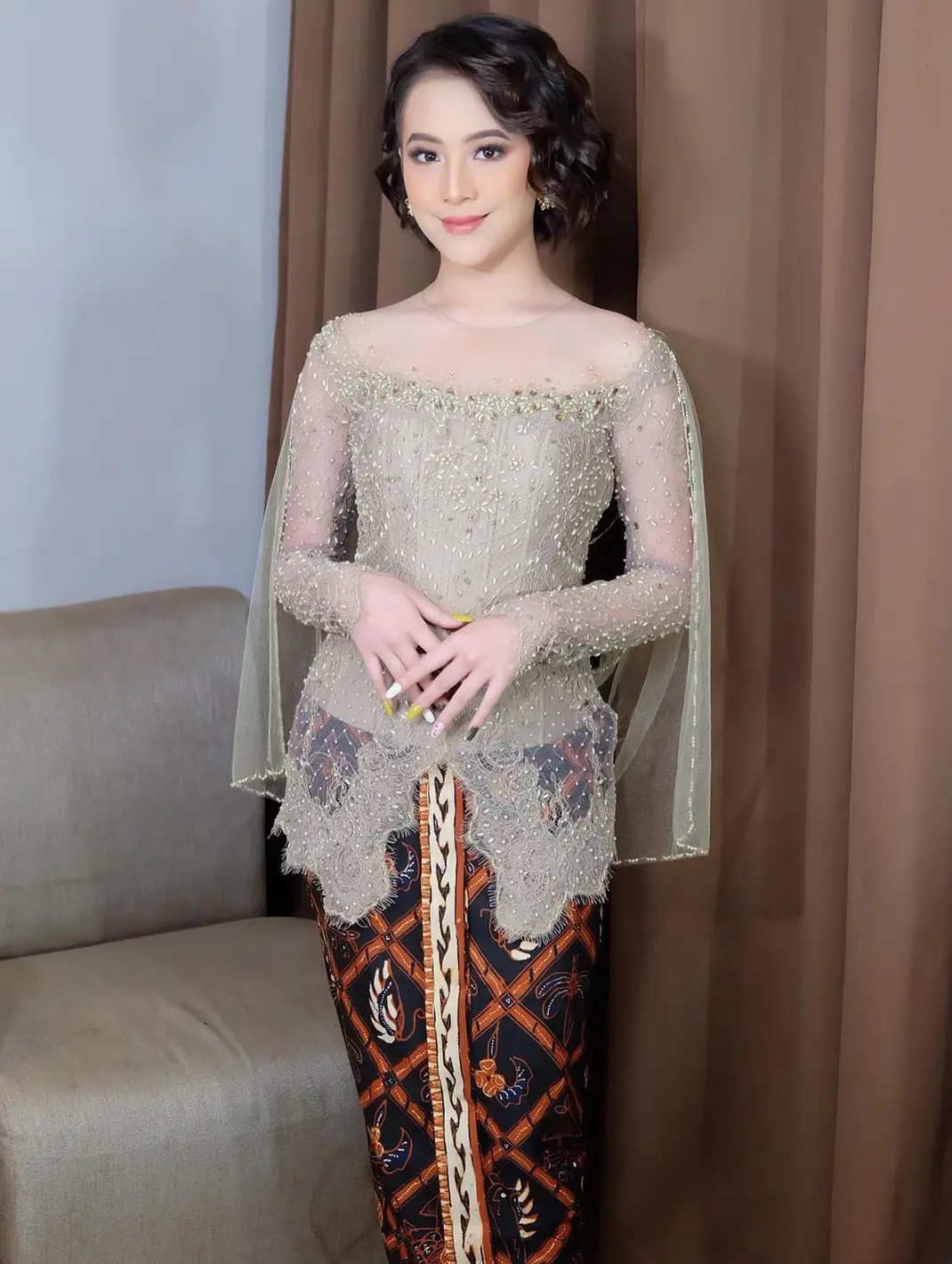 10 Inspirasi Model Kebaya Modern ala Artis Indonesia, Nikita Willy ...
