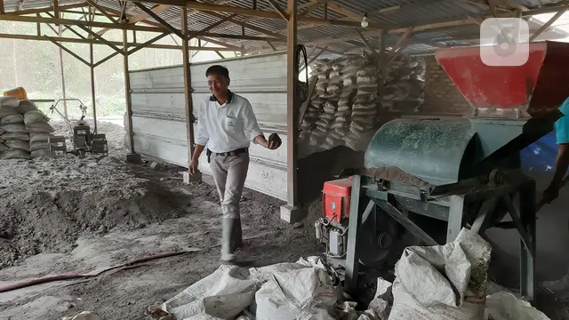 Bisnis Pupuk Kompos, Alex Raup Rp 200 Juta per Bulan - Bisnis Liputan6.com