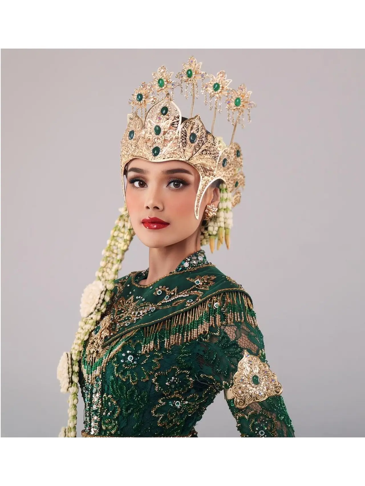 6 Potret Harashta Haifa Zahra, Pemenang Puteri Indonesia 2024 Asal Jawa ...