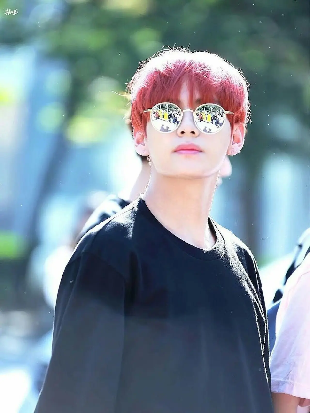 14 Transformasi Gaya Rambut V BTS dari Debut Hingga Ulang Tahun Hari ini