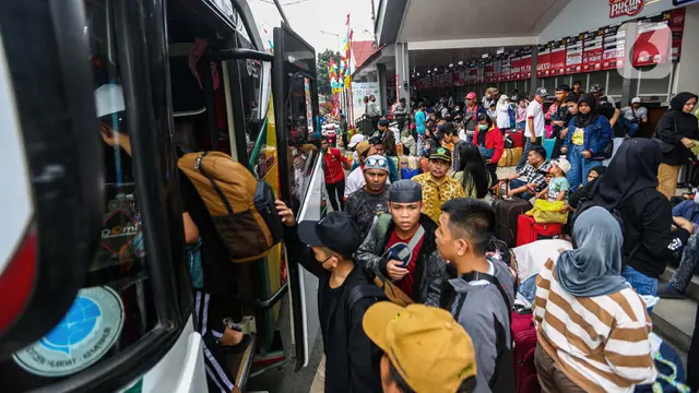 Puncak Arus Mudik di Terminal Kalideres Diprediksi Terjadi Jumat 28 Maret 2025 - Islami Liputan6.com