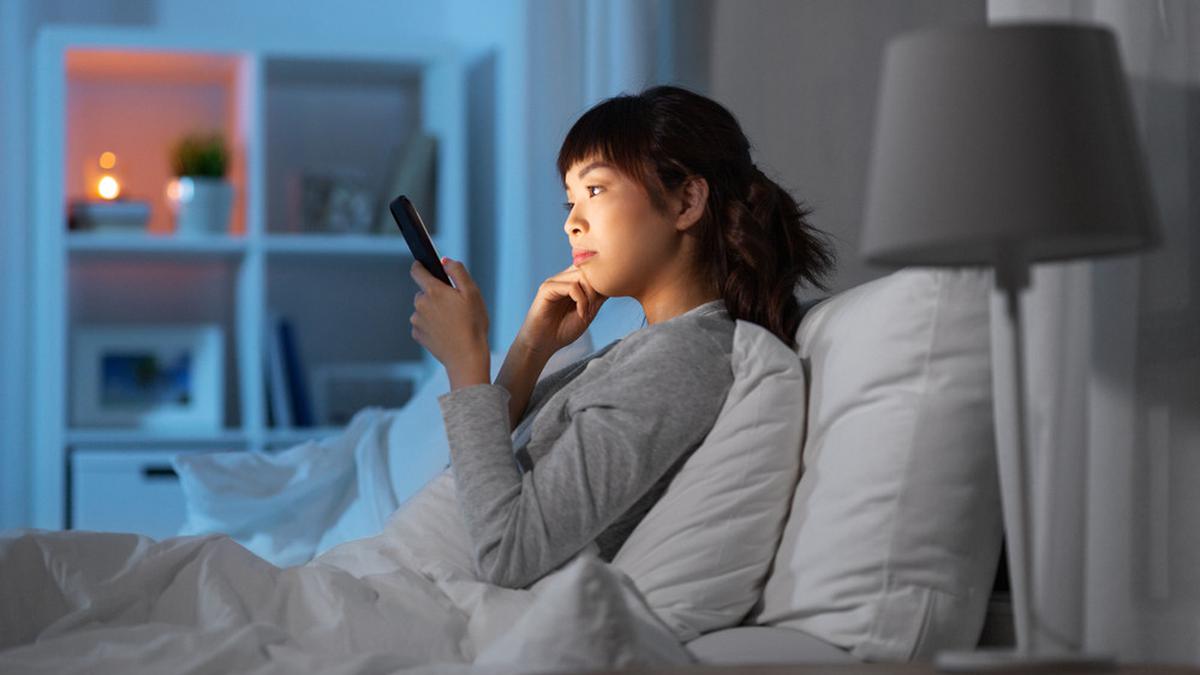 4 Penyebab Overthinking di Malam Hari yang Sering Terjadi