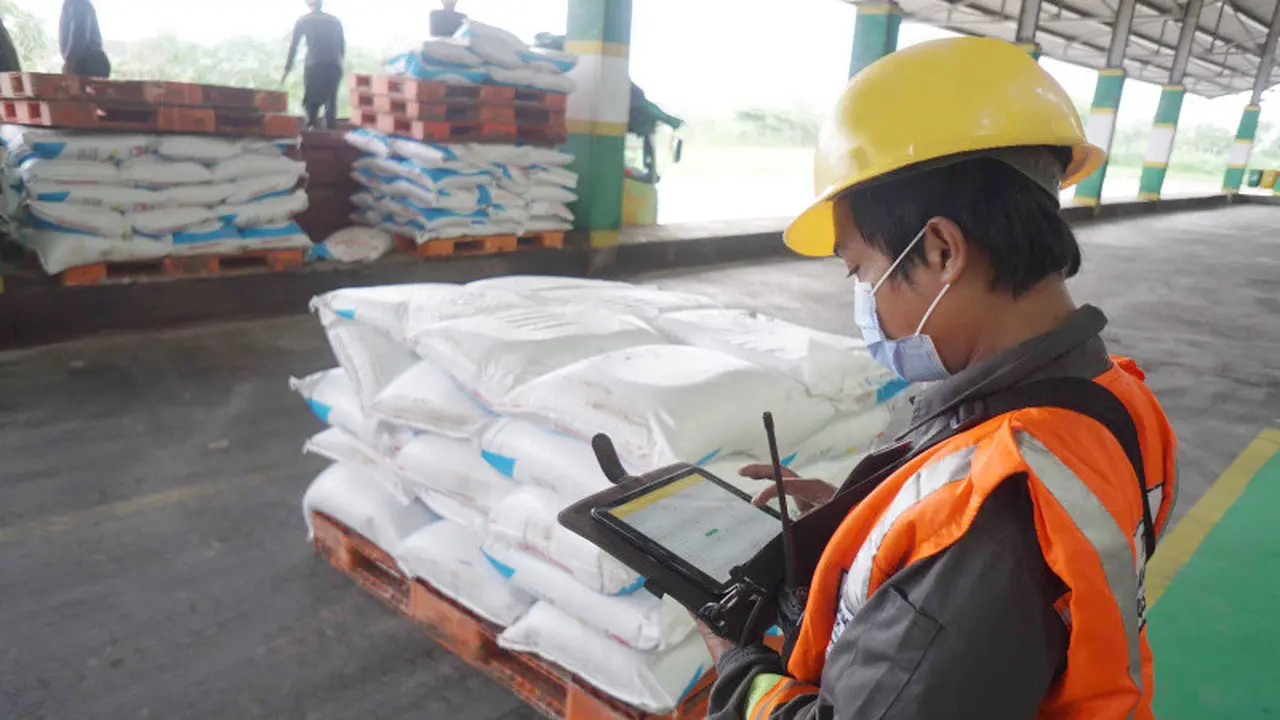 Mengintip Pupuk Nano Nitrogen Pertama di Indonesia, Ini Keunggulannya ...