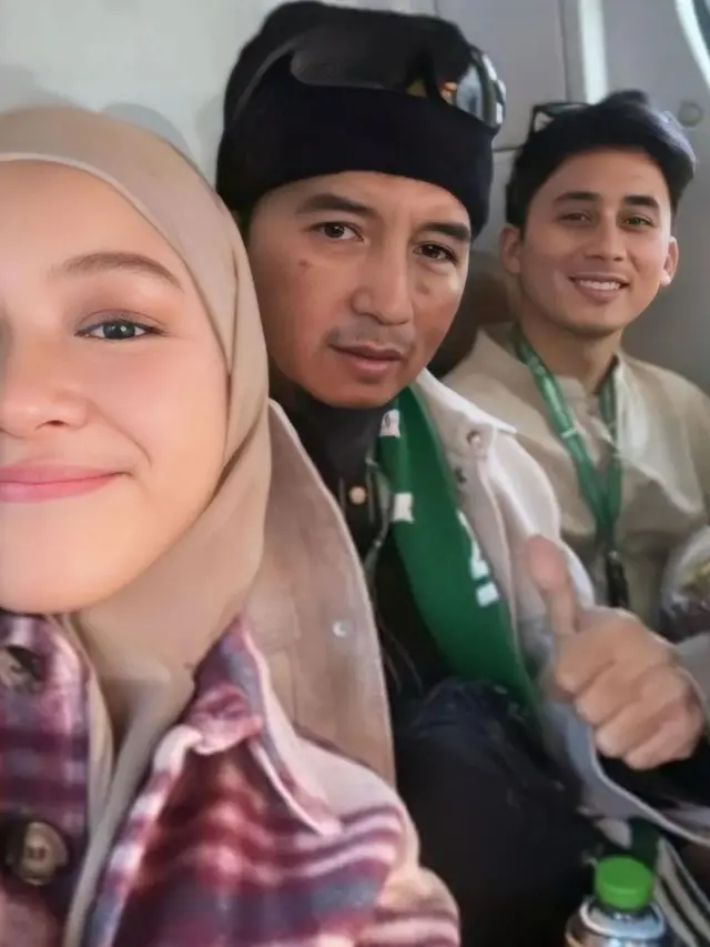 Nikmati Akhir Tahun Bareng, Ini 7 Potret Tiara Andini dan Alshad Ahmad Jalani Umrah - Hot ...