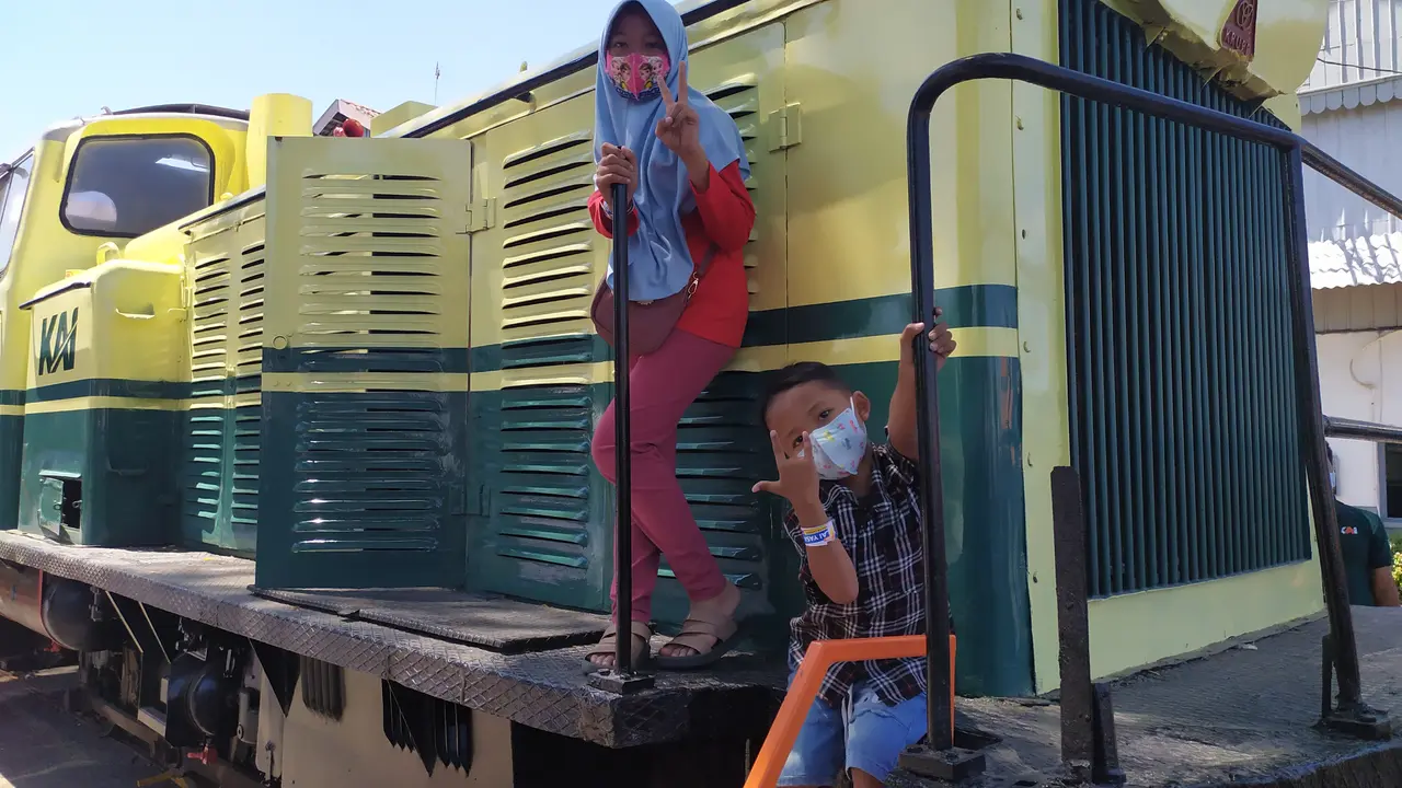 Melihat Lebih Dekat Balai Yasa Surabaya, Dapur Perawatan Kereta Api ...