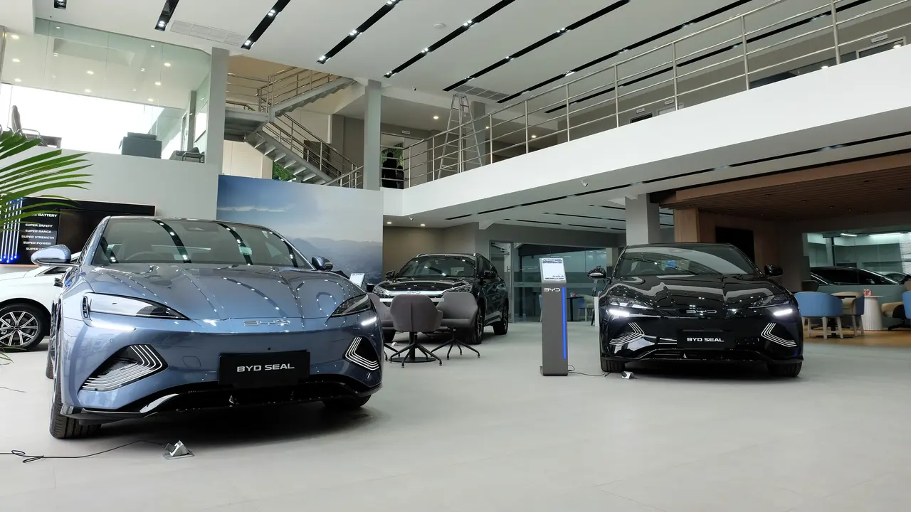 Percepat Adopsi Mobil Listrik, BYD Harmony Buka Dealer di Jakarta dan Bekasi - Otomotif Liputan6.com