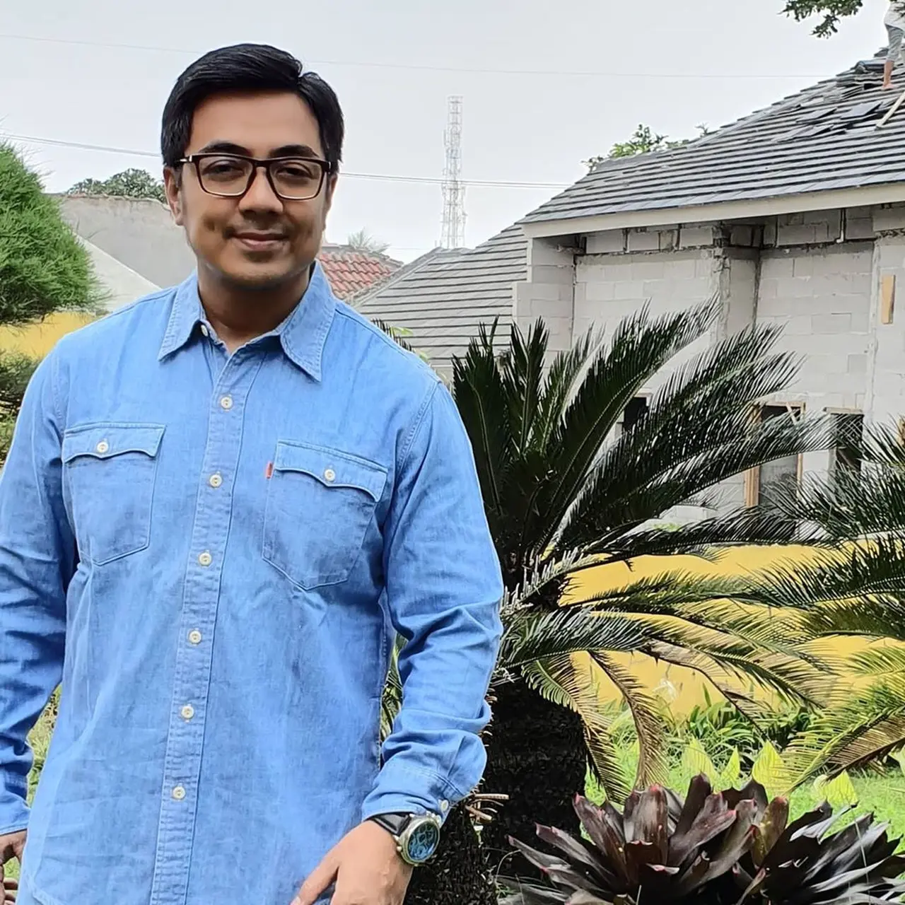 Ustaz Riza Muhammad Jual Kue Lumpur Topping Kurma Sejak Wabah Corona ...