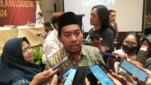 KPU Jatim Mulai Distribusikan Logistik Pemilu 2024, Kotak Suara hingga ...