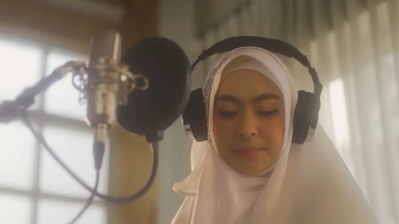 Potret Shindy Kurnia Putri, Dokter Cantik yang Pandai Bernyanyi