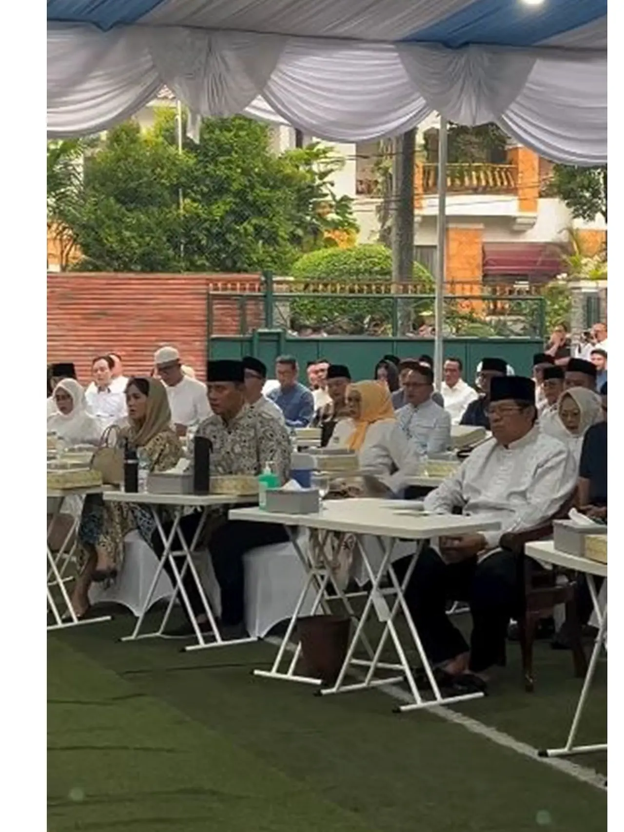 6 Potret Tasyakuran Ibas Yudhoyono dan Aliya Rajasa Jelang Berangkat ...