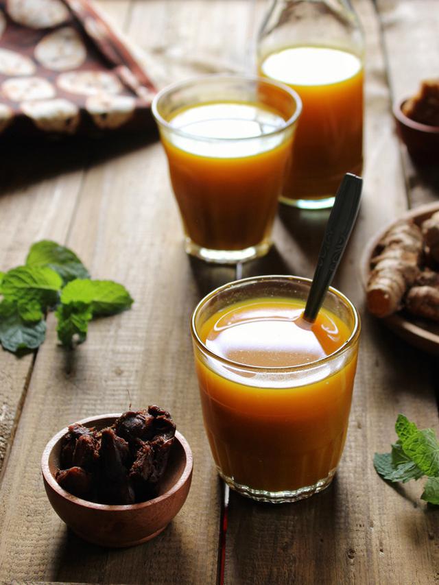 Apa Manfaat Jamu Beras Kencur? Catat 5 Manfaat Utama Ini - Food Fimela.com