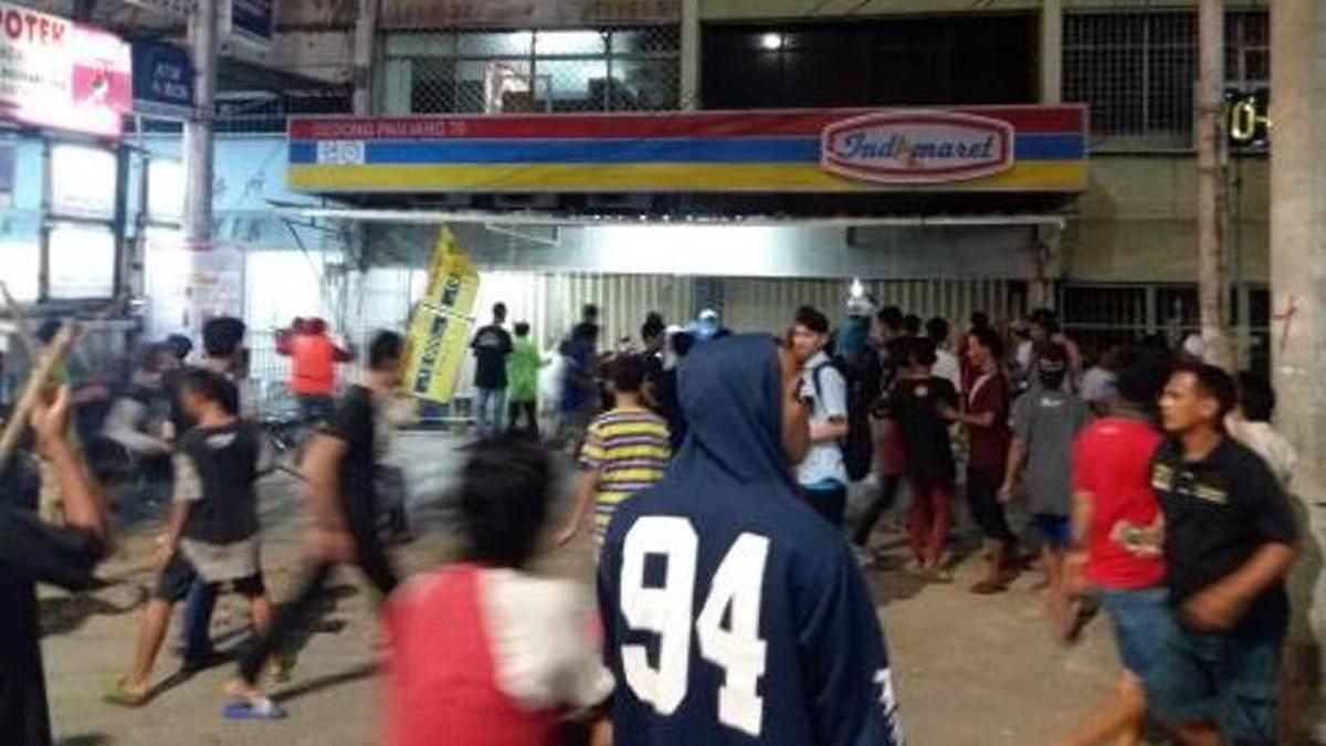 Polisi Buru 15 Buron Rusuh 4 November di Penjaringan