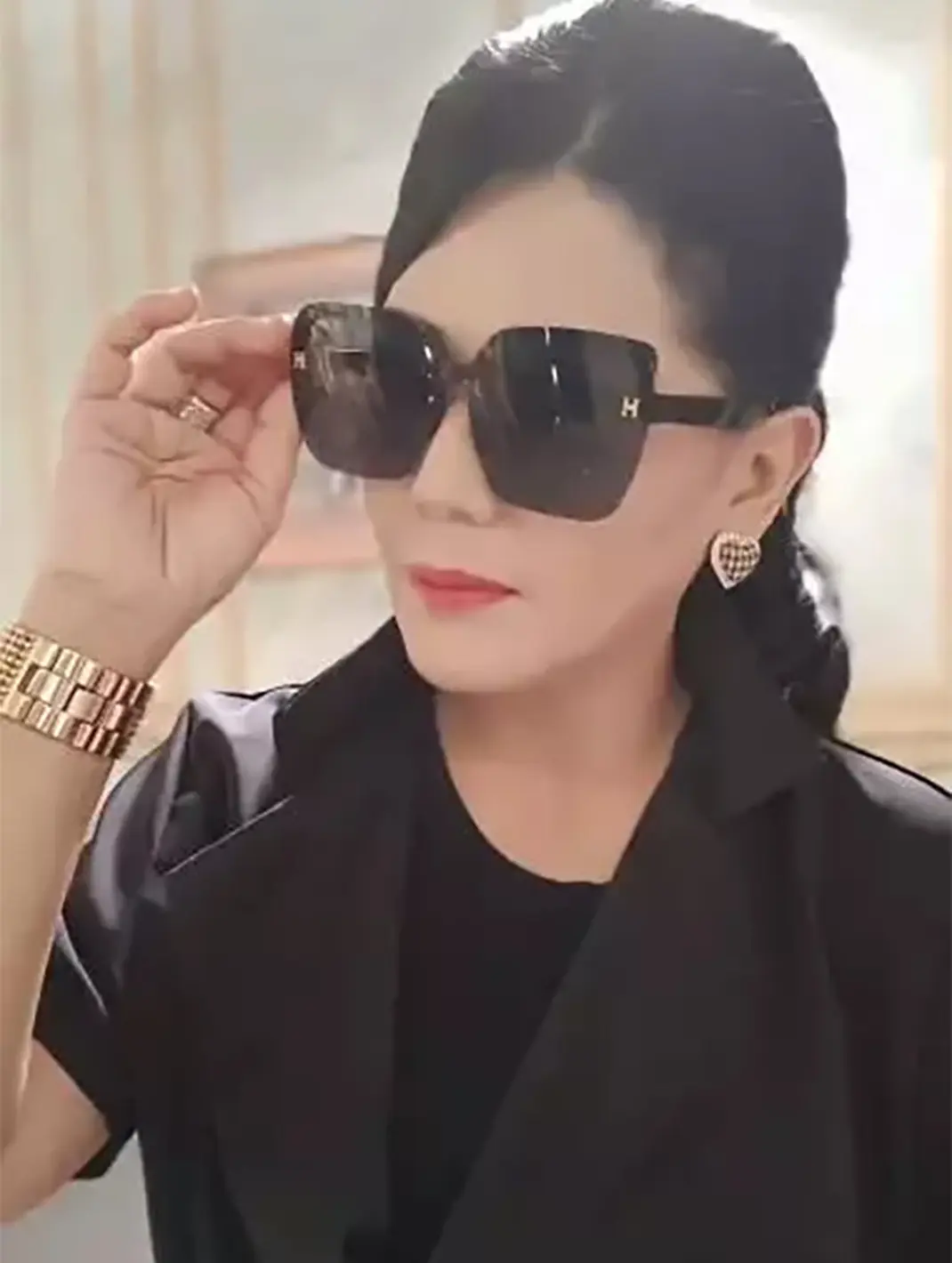 Populer Perankan Ibu Tiri Galak dan Kejam, Berikut Potret Terbaru ...