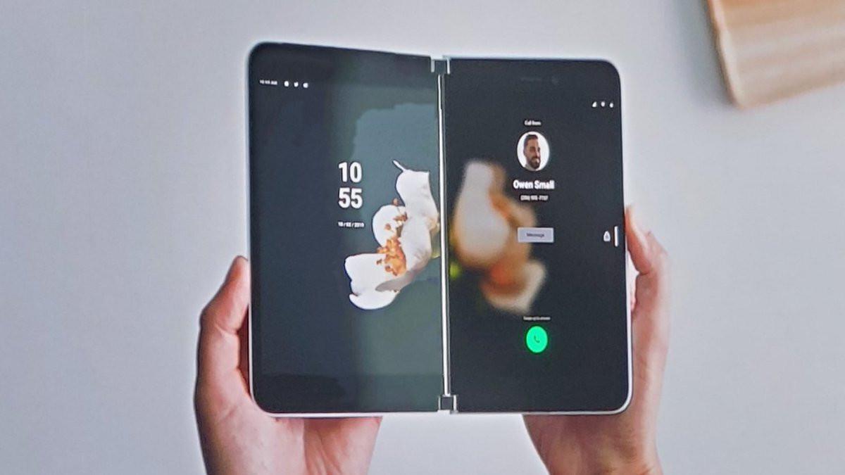 Microsoft Rilis Smartphone Android Dual Layar Surface Duo - Tekno ...