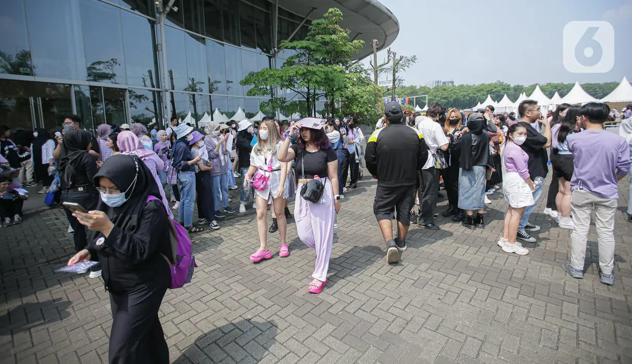 Antusias Penonton Konser Grup K-Pop Aespa - Foto Liputan6.com