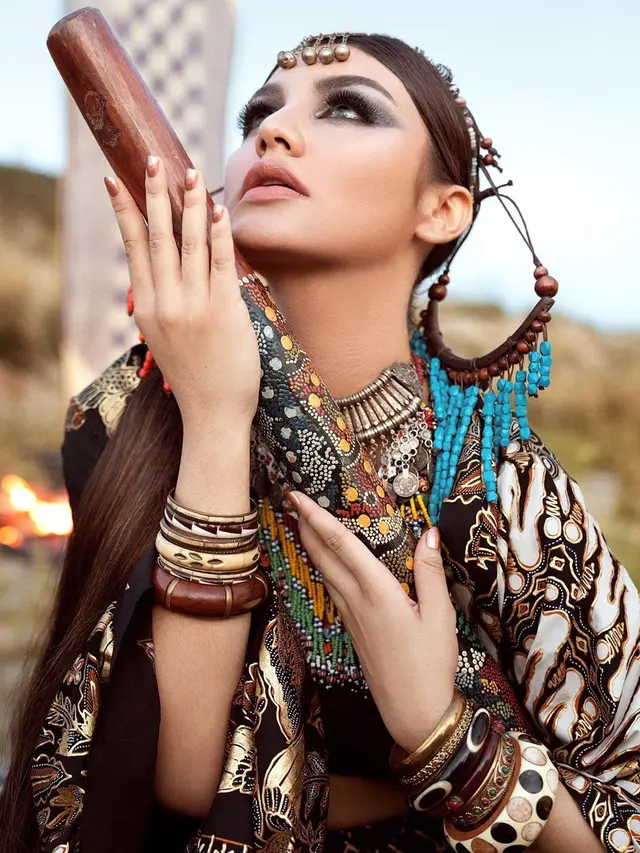 6 Gaya Pemotretan Jihane Almira dengan Kain Nusantara, Menawan - Hot Liputan6.com