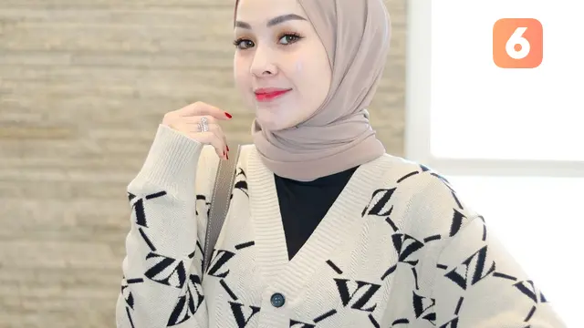 Dari Hobi Make Up Artist, Kisah Selvy Chyntia yang Kini Jadi Influencer ...