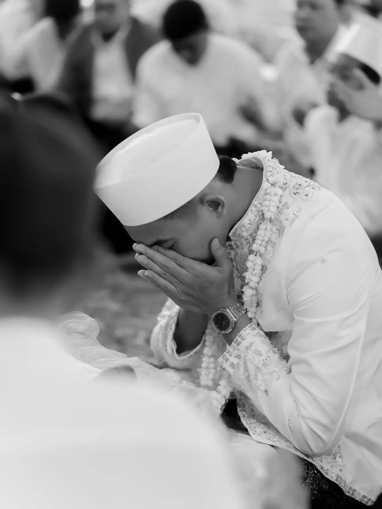 Kisah Gaun Pengantin Istri Rizky Ridho: Dari Jaring Gawang Hingga Sayap ...