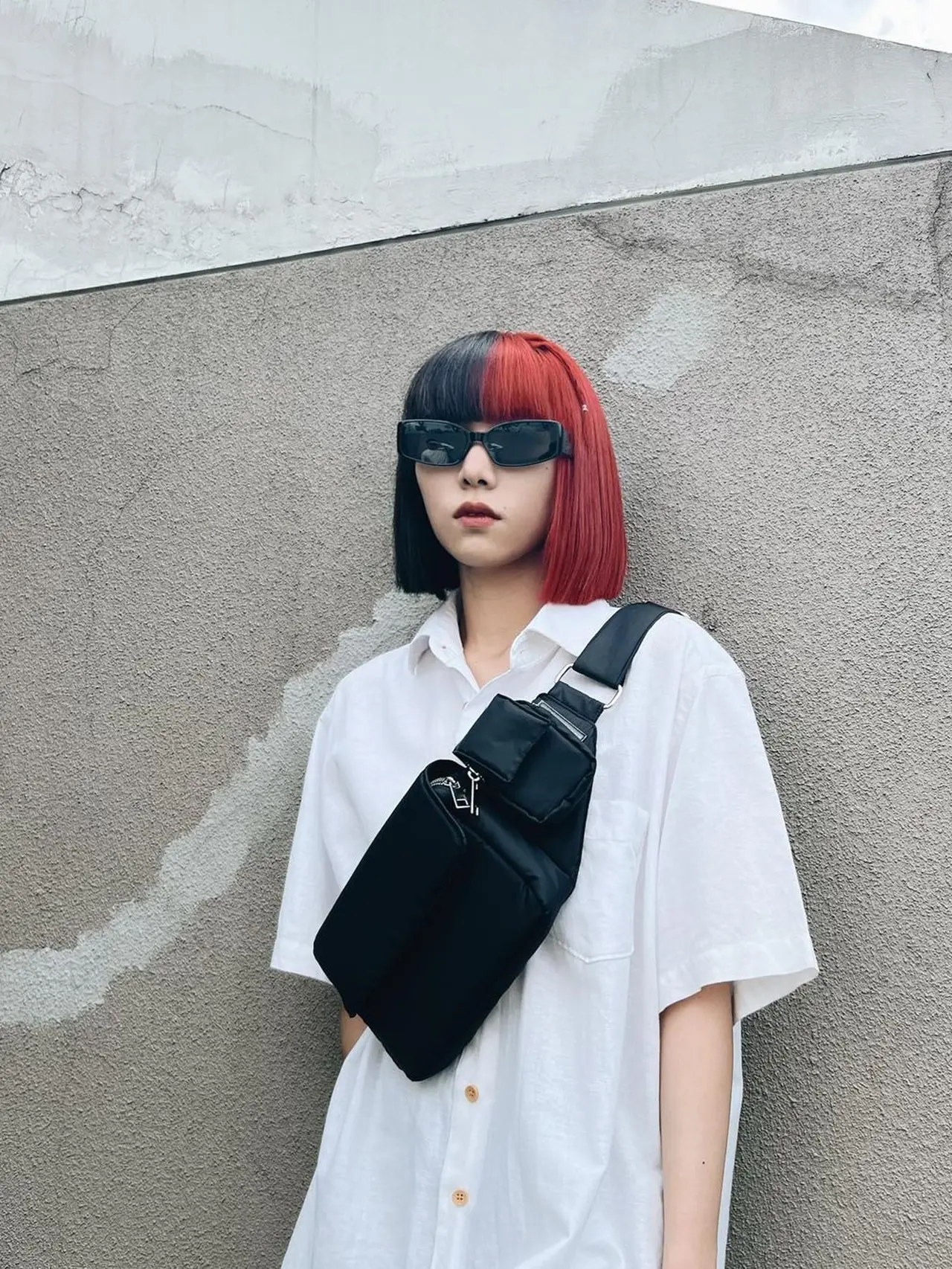 Gaya Keren Isyana Sarasvati dengan Rambut Setengah Merah Layaknya ...