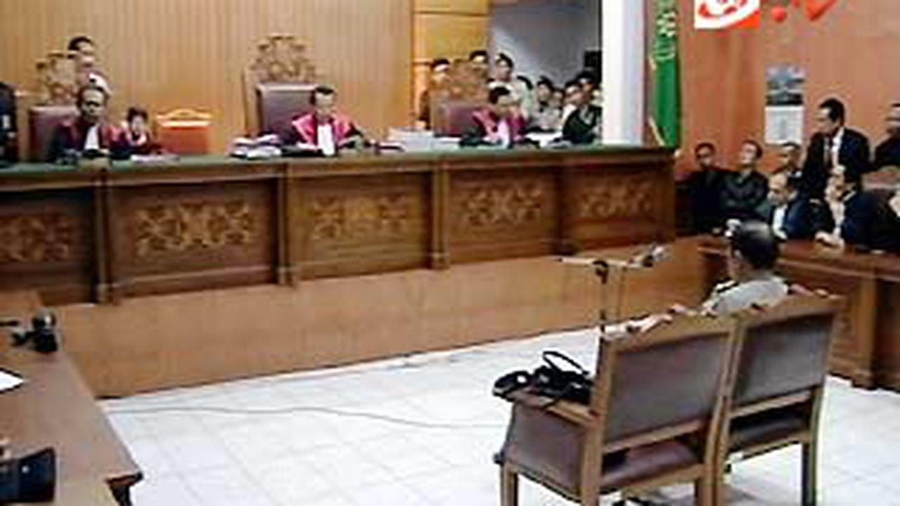 Susno Divonis 3,5 Tahun