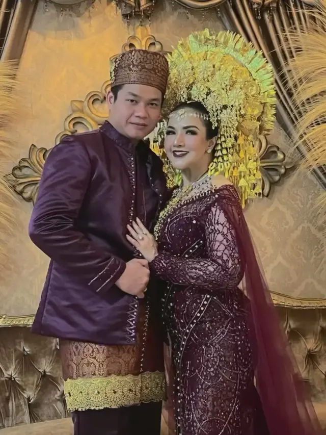 Barbie Kumalasari Akui Pamer Buku Nikah Kosong dengan Bagus Saputra: Saya Sudah Pisah Sama Dia ...