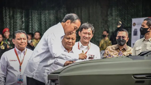 Mengenal Si Maung 4X4, Rantis Ringan Andalan PT Pindad yang Dipamerkan ...